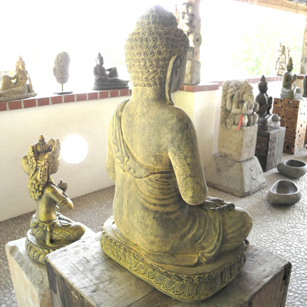 Buddha - socha z lávového kamene 52cm | The Source